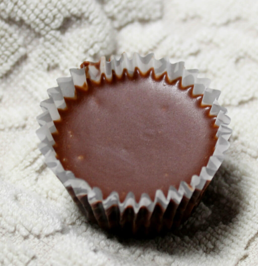 Keto Chocolate Butterscotch Peanut Butter Cups - Splash of Keto